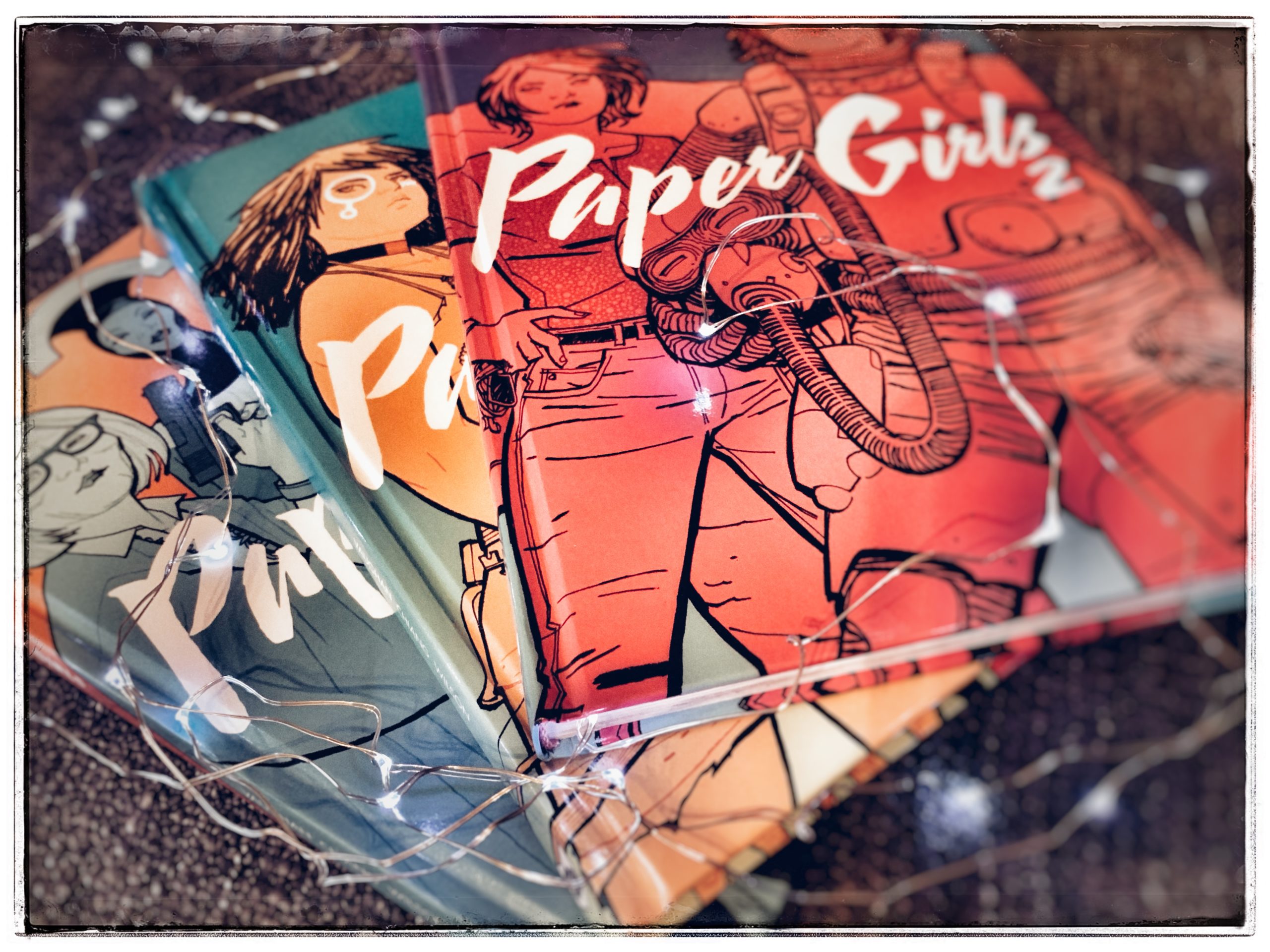 Rezension "Paper Girls 2-4" von Vaughan, Chiang&Wilson - Janas Lesehimmel